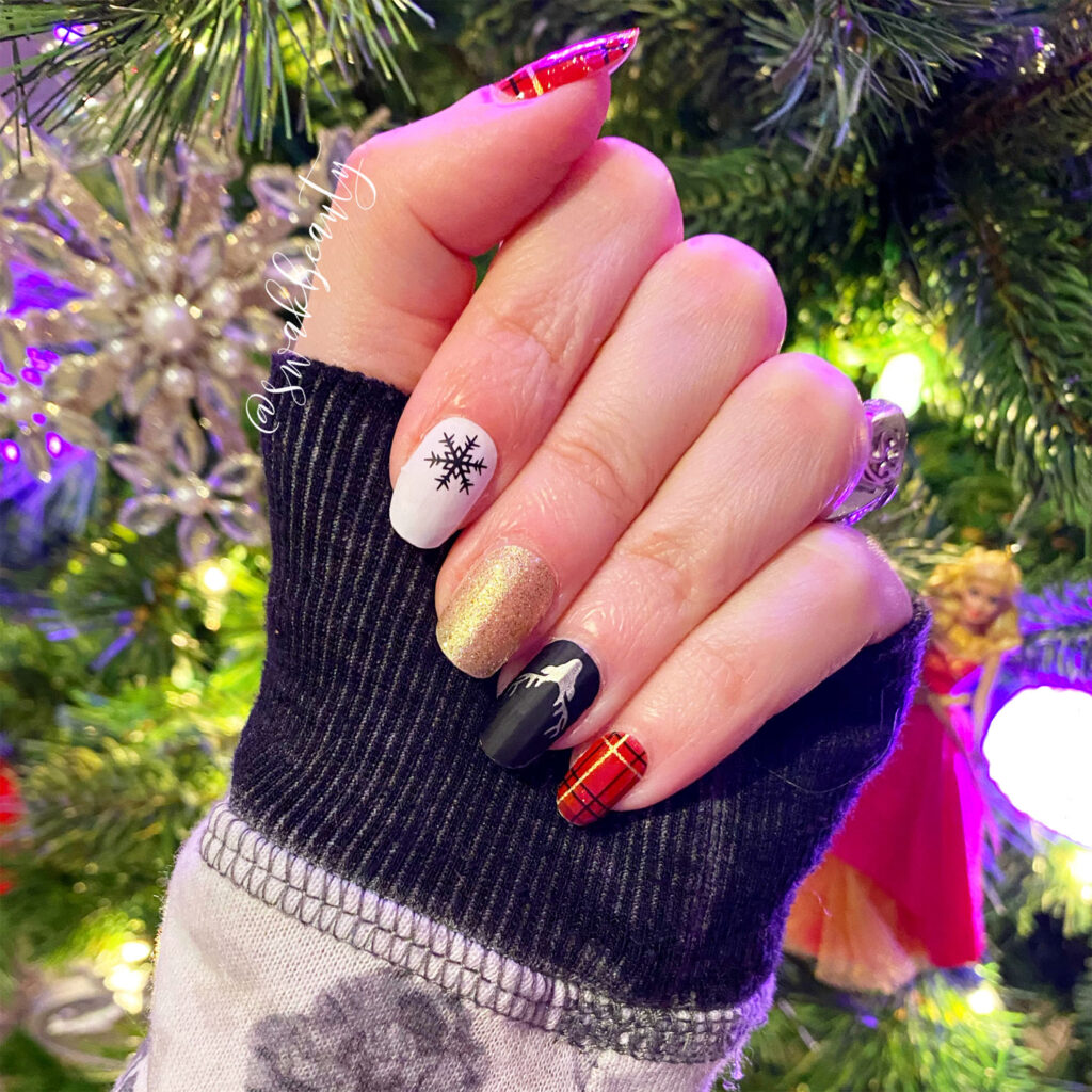 Dashing Diva Nails – Mad for Plaid – swakbeauty.com